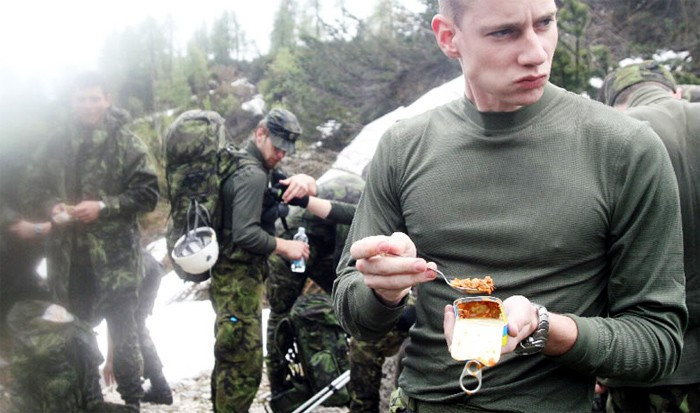 Army buys tens of thousands of combat rations | CZDEFENCE - czech army ...